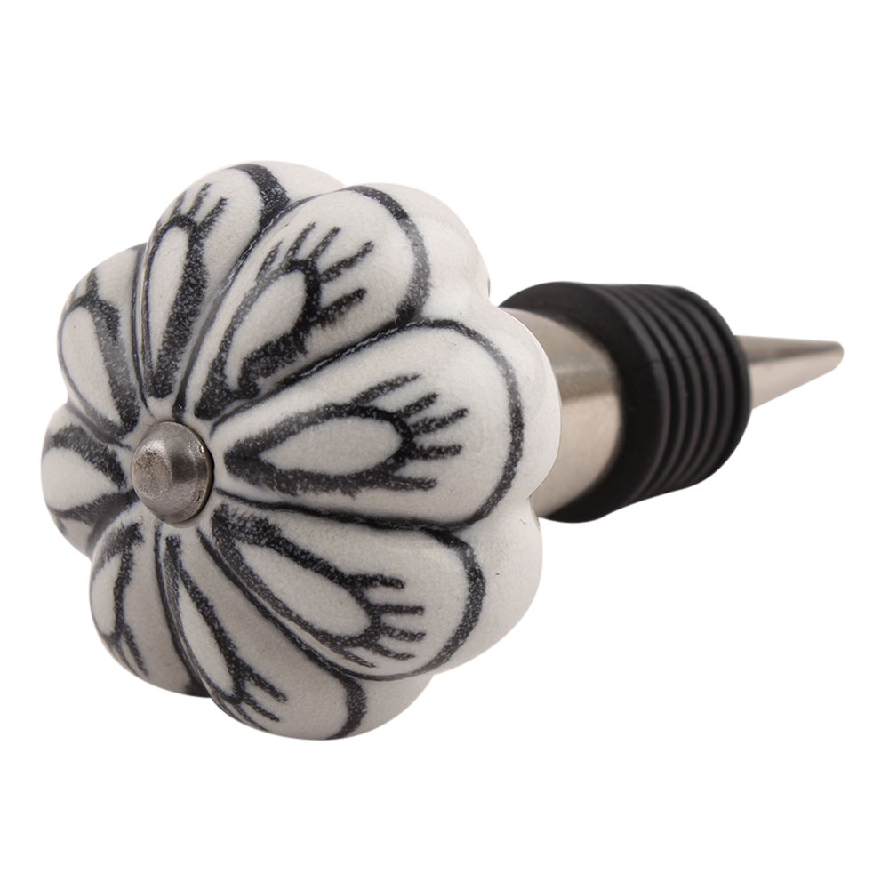 Black Spider Ceramic Wine Stopper