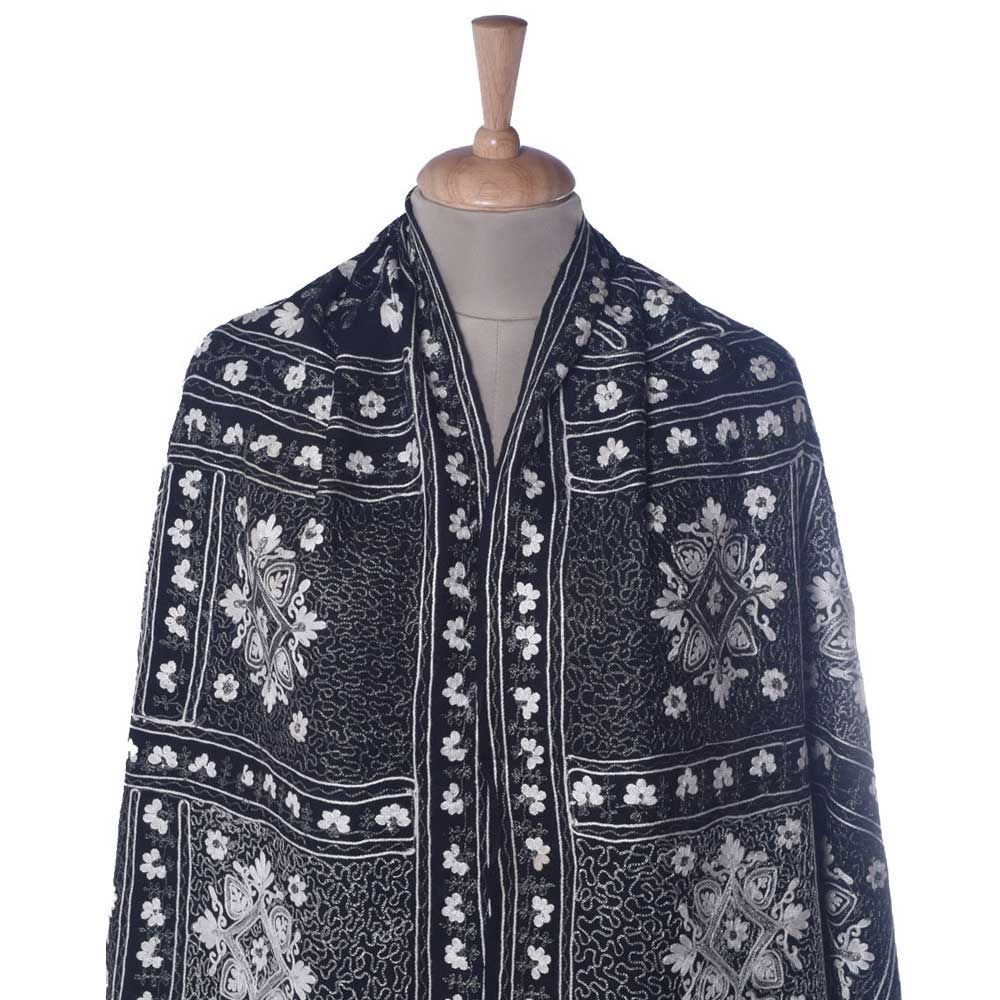 Black Dabba Zarri Pure Wool Designer Stole