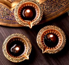 Buy Beautiful Brass Diwali Diya and Pital Diyas for Pooja Online