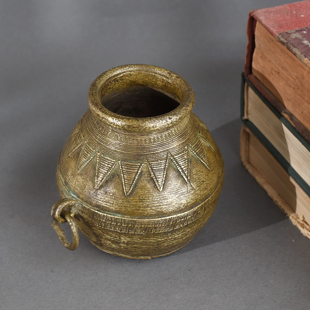 Buy Vintage Brass Measurement Pot online | IndianShelf